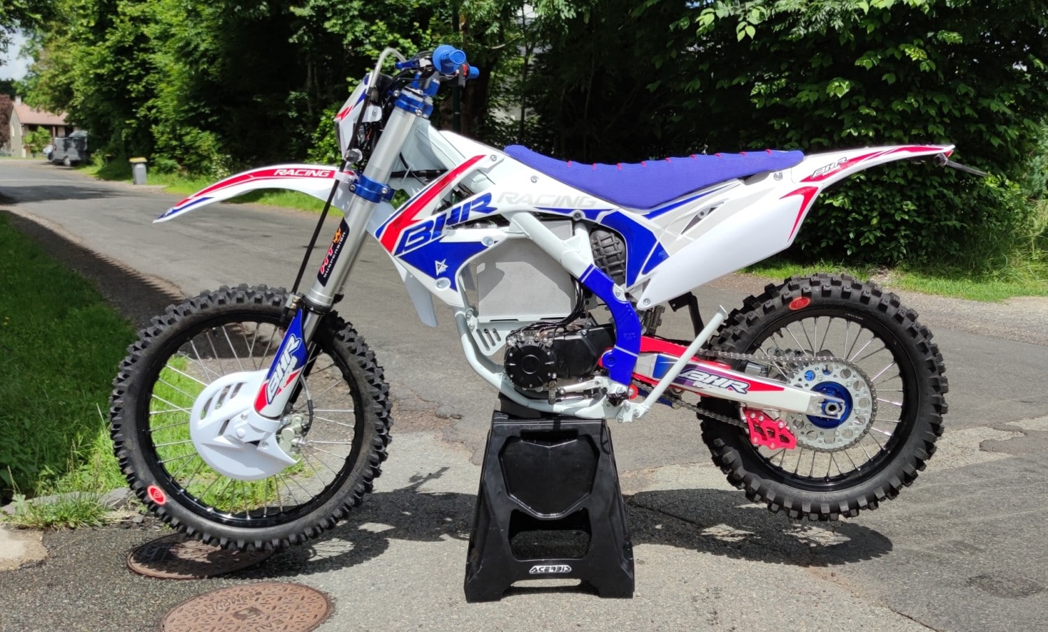 E-RACE - Motos BHR | Cross - Enduro - Supermotard - Flat Track